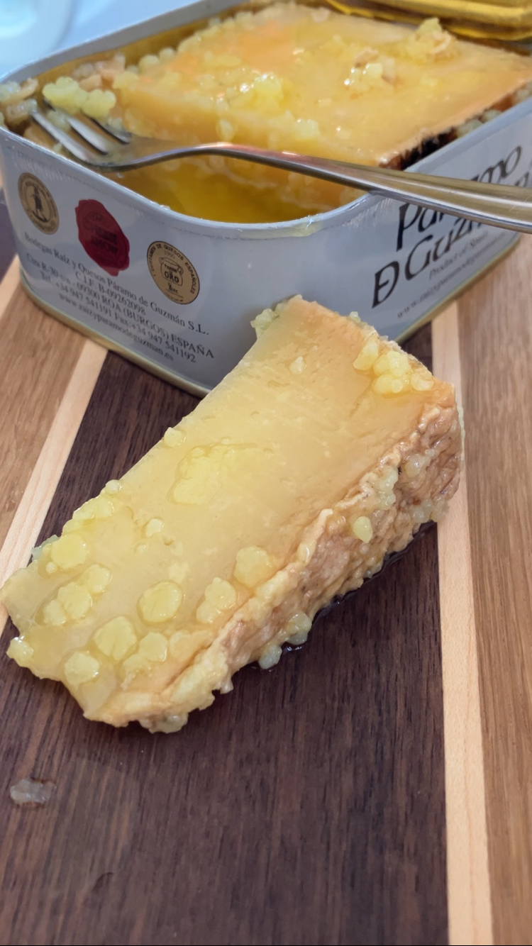 Paramo De Guzman Tinned Spanish Cheese – St. Kilian's Cheese Shop